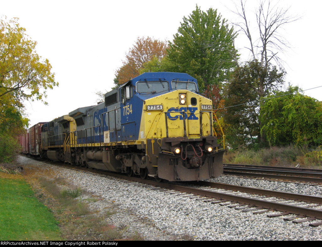 CSX 7754 - EB Q334
